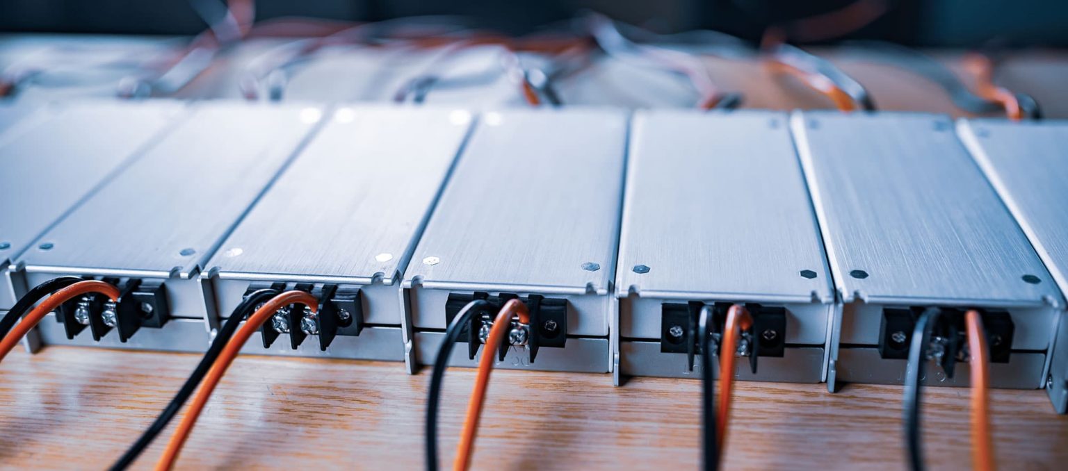 What is AC vs DC? A Simple Guide | Luminous Electric